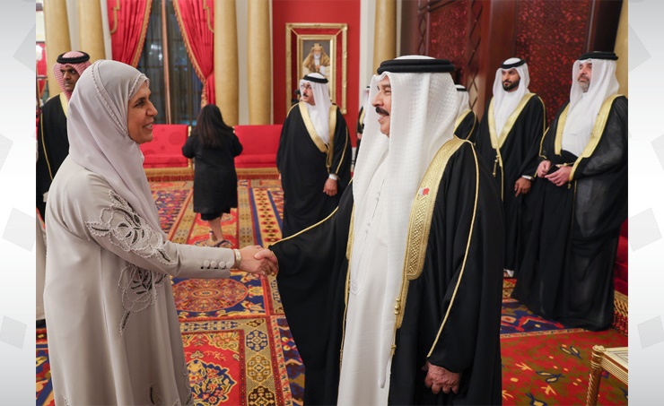 HM the King receives Muharraq wellwishers, hails Bahrain’s development ...