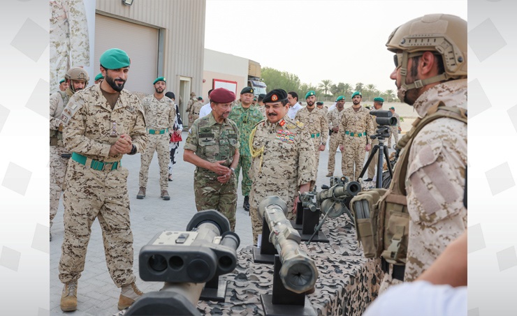 HM King. HM Sultan of Brunei visit the Royal Guard