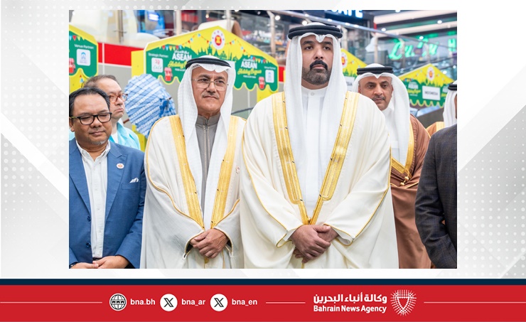 Consular Affairs Undersecretary opens ASEAN Holiday Bazaar in Bahrain