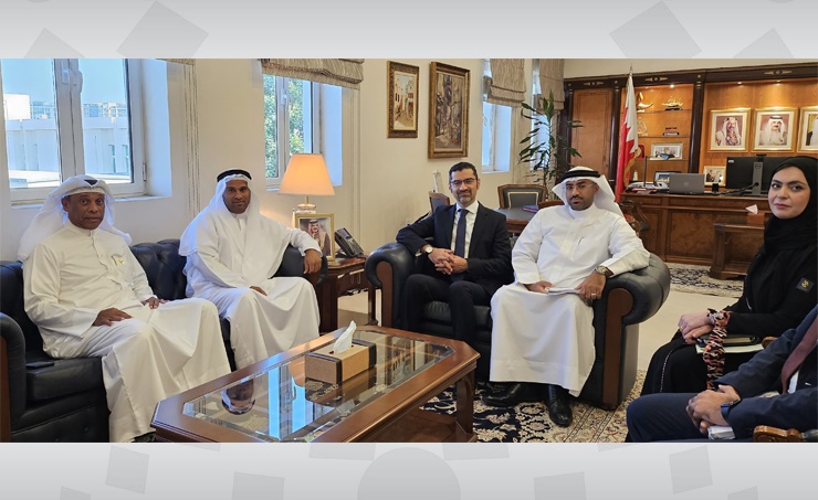 Municipalities Minister recieves Bahrain Agricultural Cooperative ...