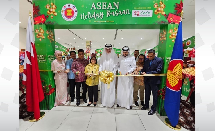 Foreign Ministry's undersecretary opens ASEAN Holiday Bazaar