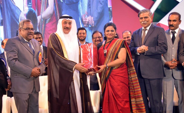 Bahrain's advanced labour regulations praised