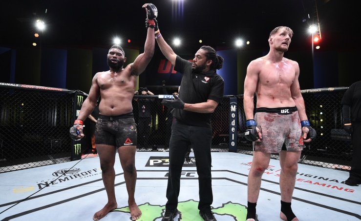 Blaydes controls Volkov in unanimous victory at UFC Fight Night
