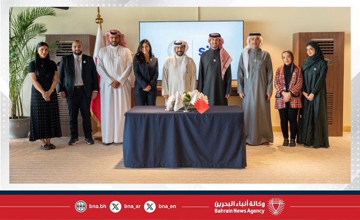 stc Bahrain signs gold sponsorship with REHC for four seasons