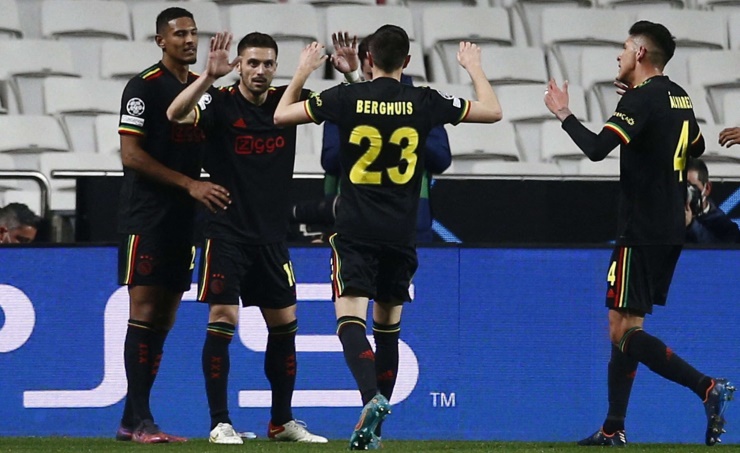 Haller scores at both ends as Ajax force 2-2 away draw