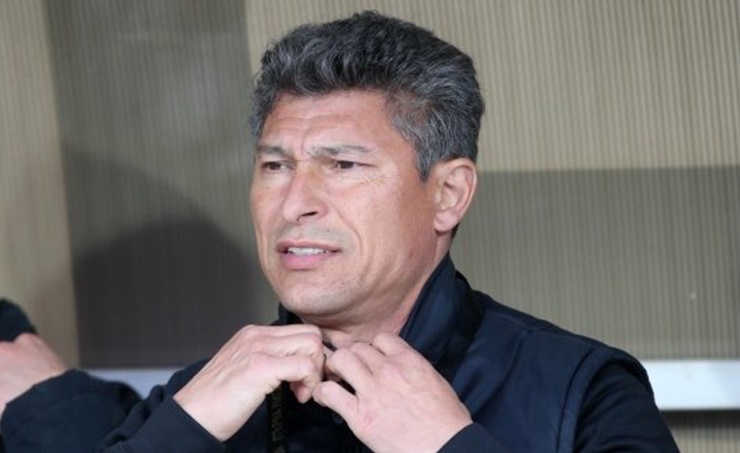Bulgaria hires 1994 World Cup star Krasimir Balakov as national coach
