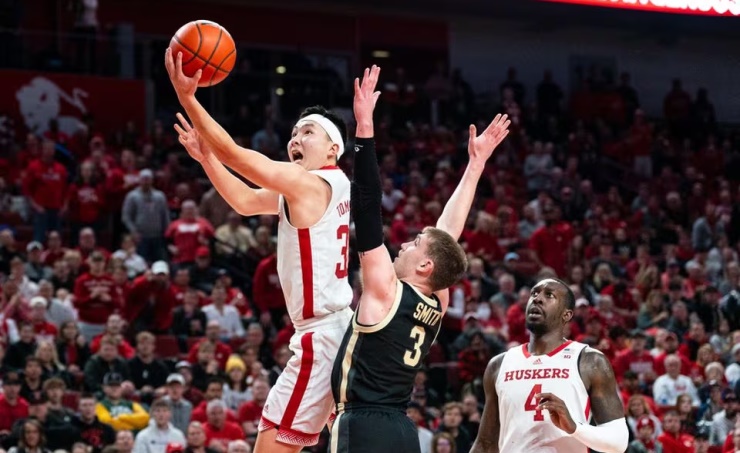 Top 25 roundup: Nebraska topples No. 1 Purdue