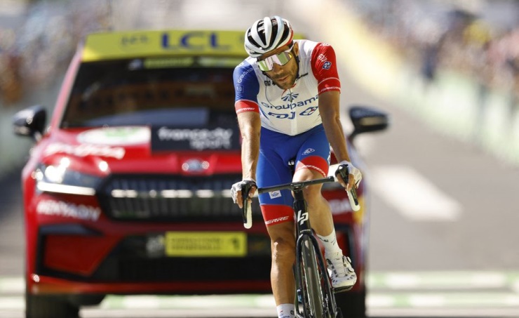 French riders look for elusive stage win