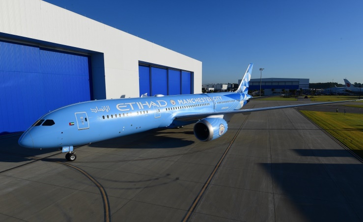 Etihad Airways, Manchester City unveil bespoke kit