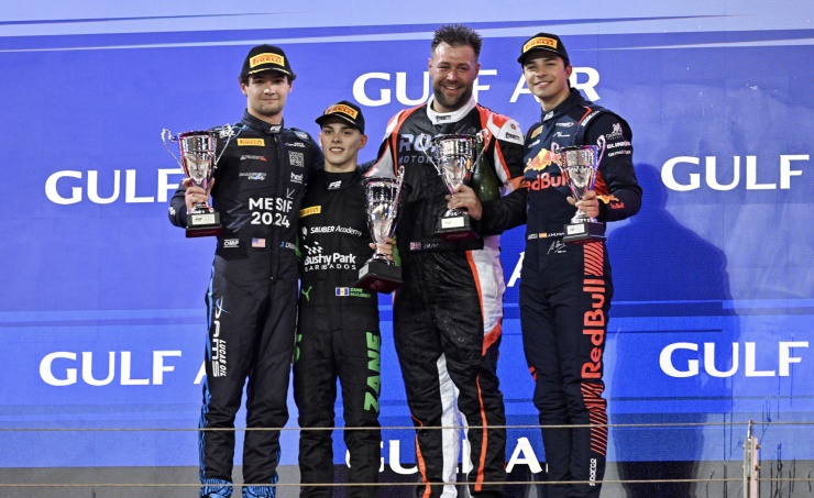 Max Verstappen on pole for 20th anniversary F1 Gulf Air Bahrain Grand Prix!