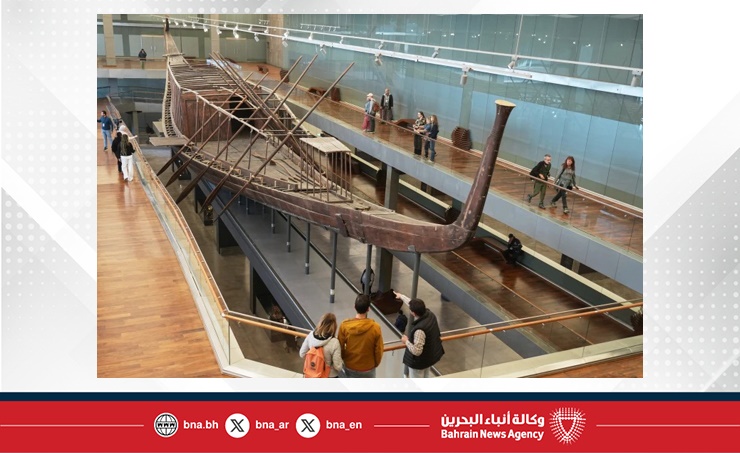 Ancient Egyptian pharaoh’s boat is being reassembled in public at the ...