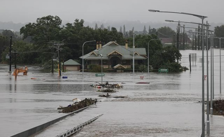 Heavy rains in Australia trigger fresh round of flood evacuations