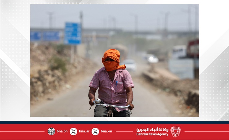 India issues heat wave alert as Delhi posts record high temperature