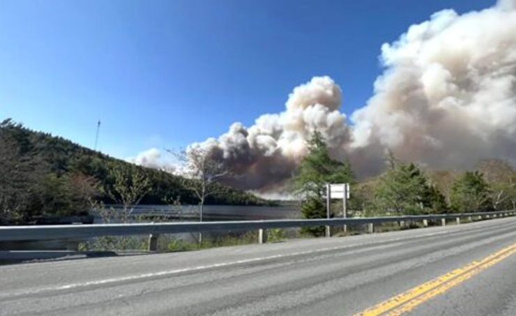Mine collapse kills at least 12 in southern Venezuela