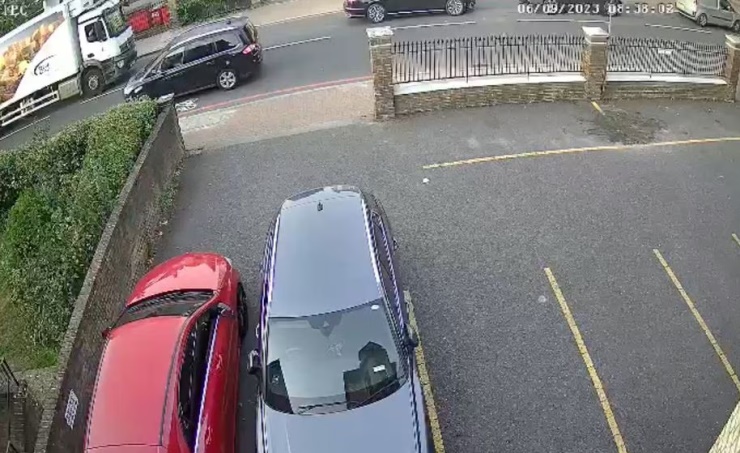 UK police report more confirmed sightings of escaped terrorism suspect