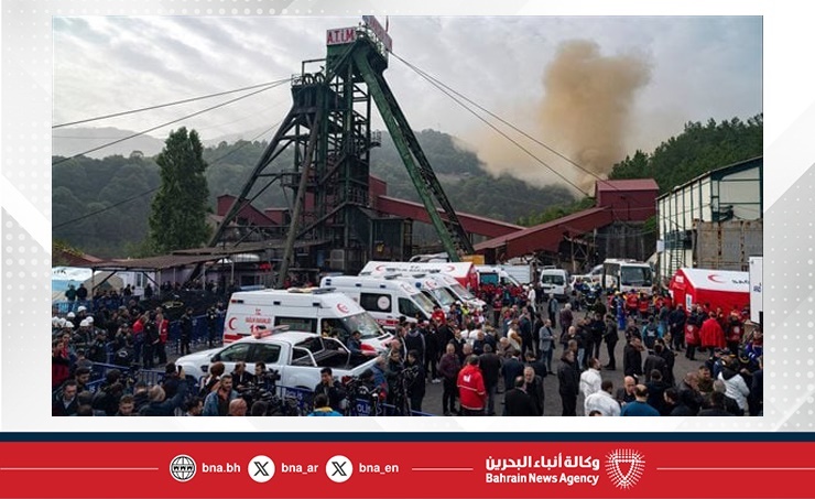 Coal mine collapses in northwestern Turkey, five workers trapped