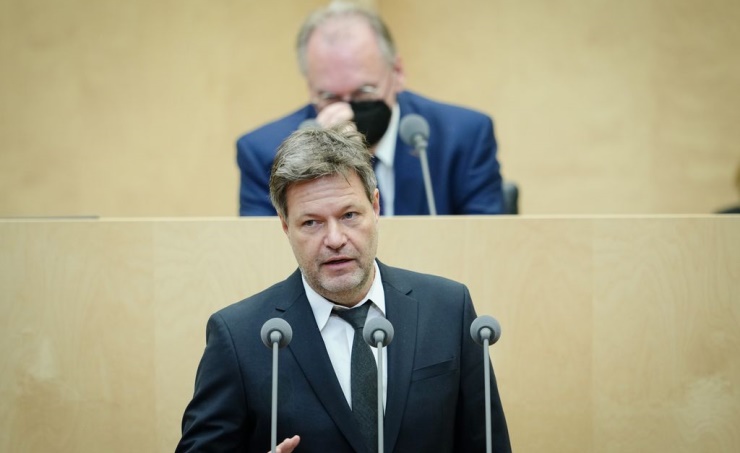 Climate minister says Germany could fail to meet climate targets in ...